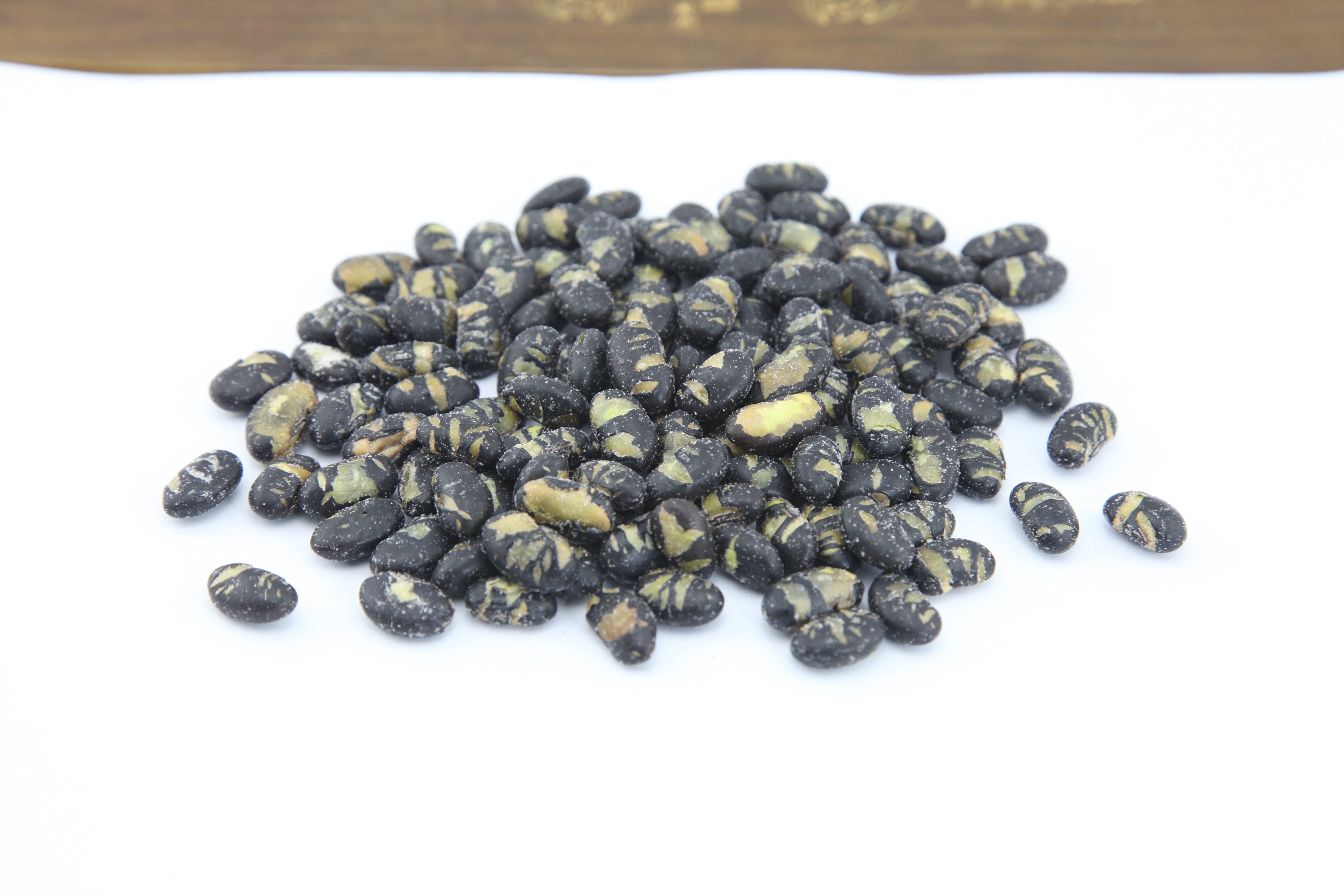 Vegan Delicious Garlic Flavor Roasted Black Beans Snacks Halal Certificate