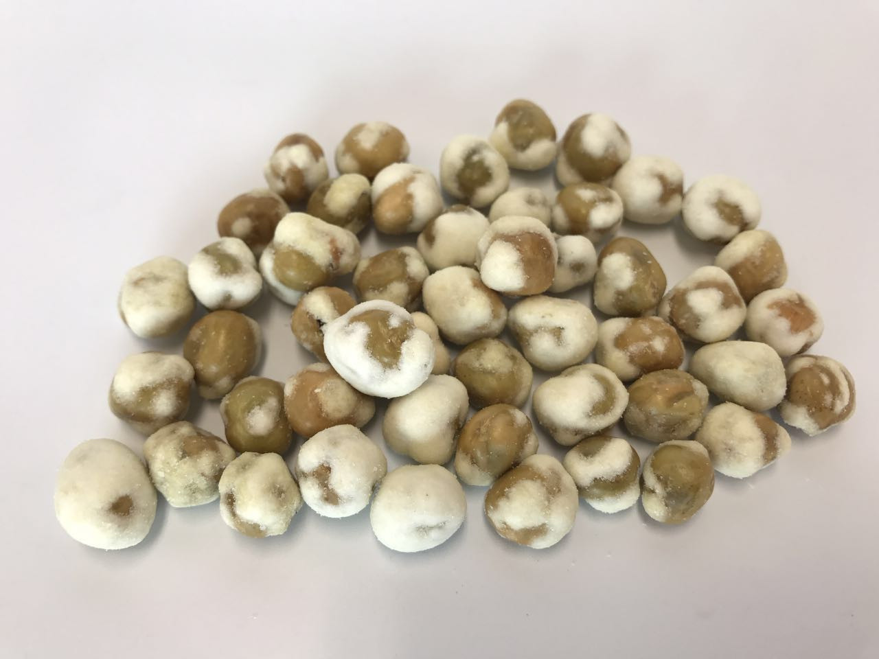 Natural Crunchy Roasted Green Peas Safe Raw Ingredient Cool Condition ...